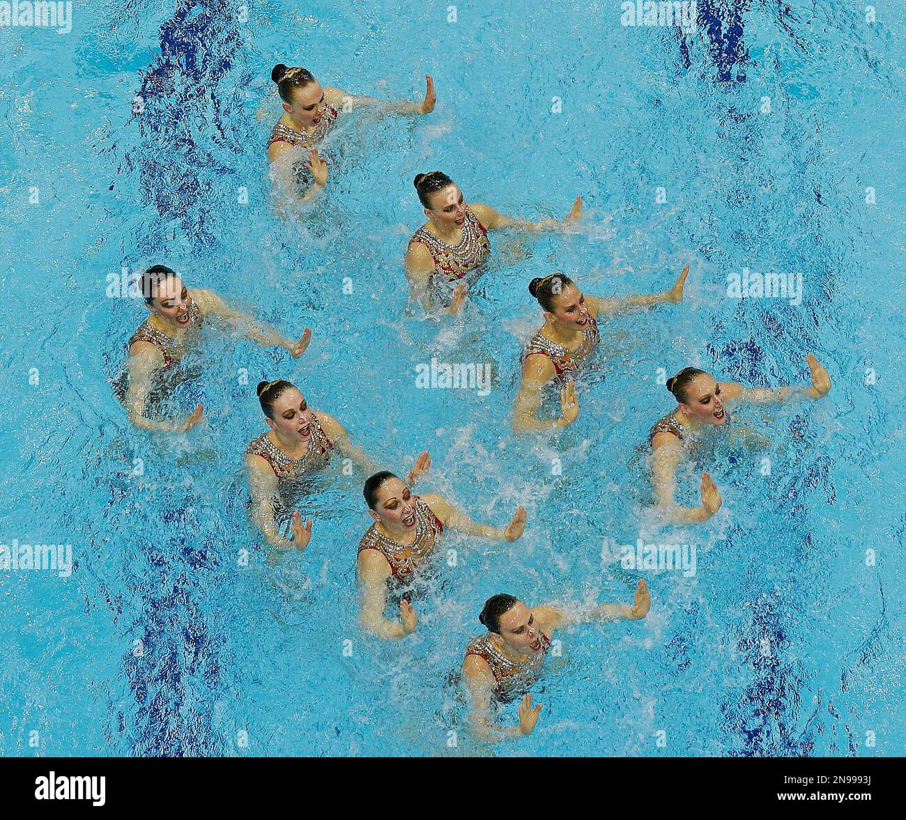 Russia's women's synchronized swimming team start their technical ...