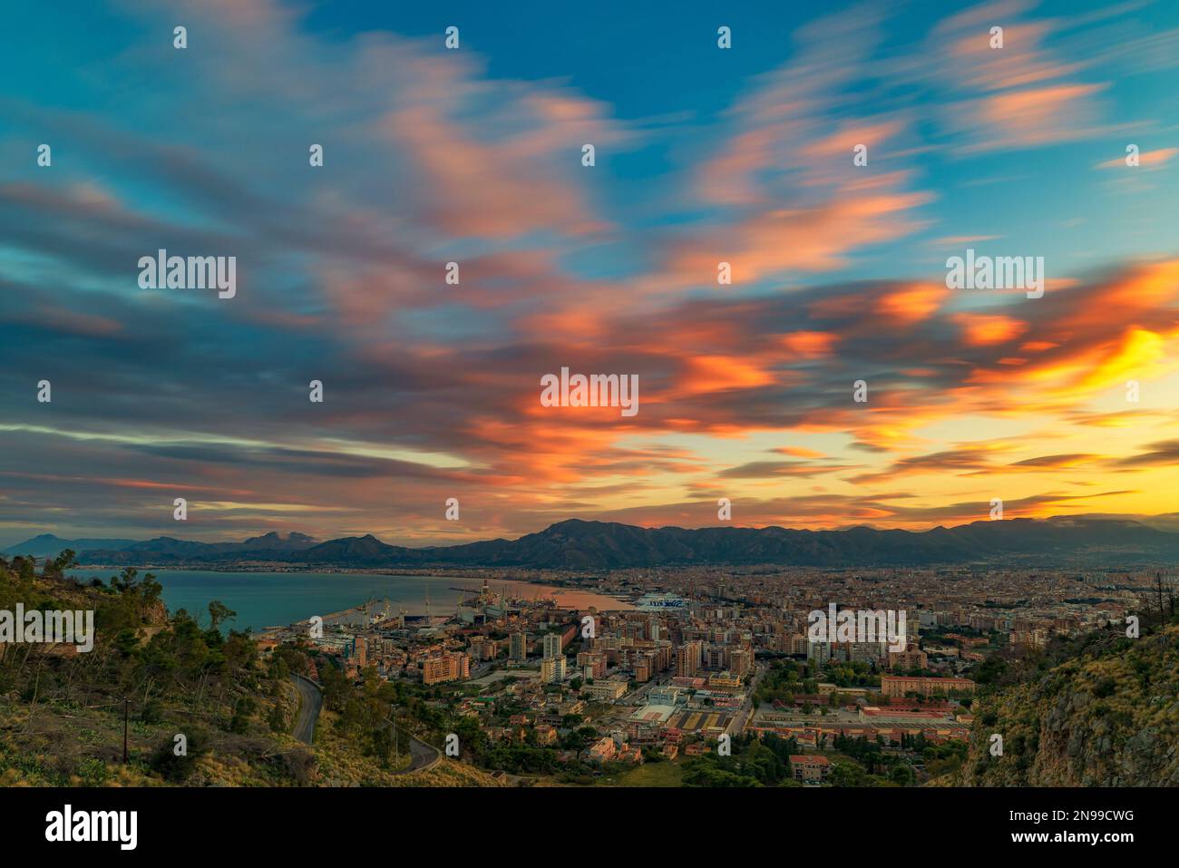 Palermo city skyline hi-res stock photography and images - Alamy