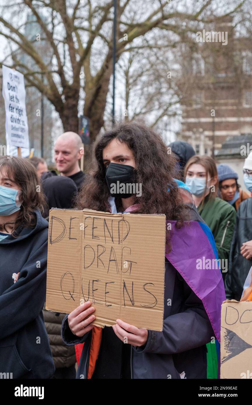 Defend drag queen hi-res stock photography and images - Alamy