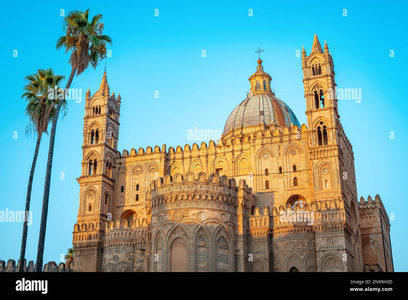the famous palermo cathedral at early sunrise, sicily Stock Photo - Alamy