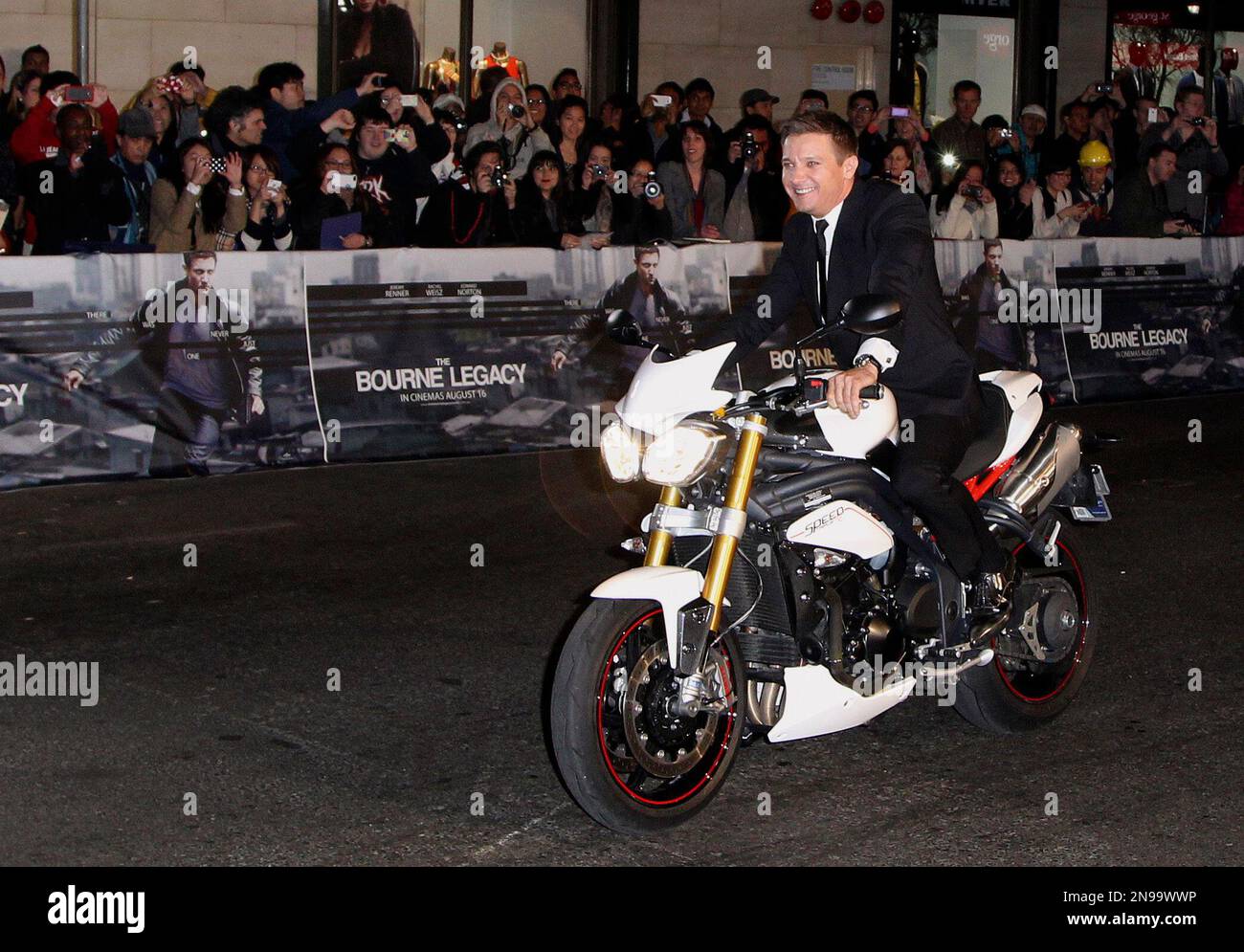 Jeremy Renner Bourne Legacy Motorcycle