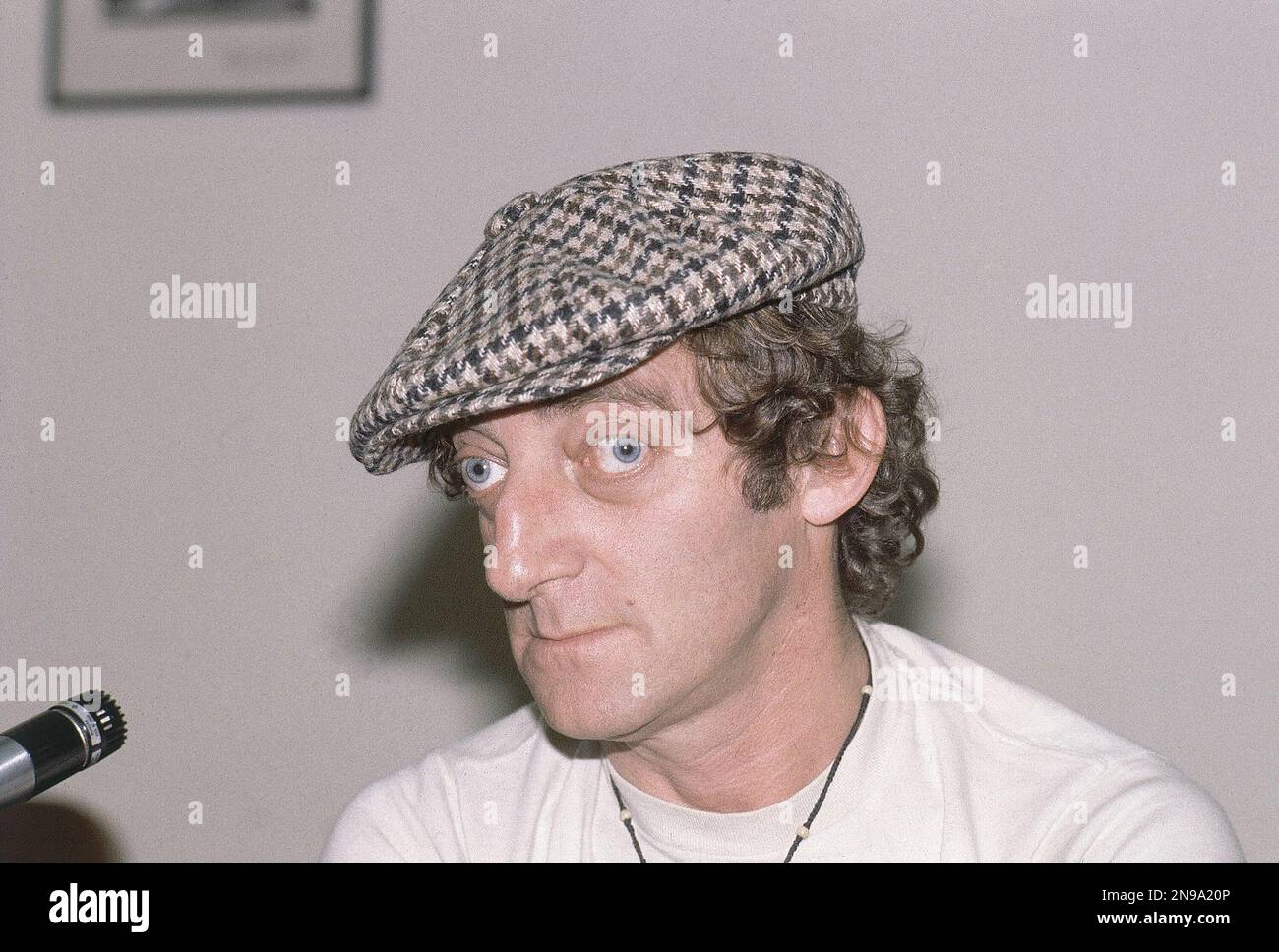 Comic actor Marty Feldman is shown during an interview, Sept. 26, 1980 ...