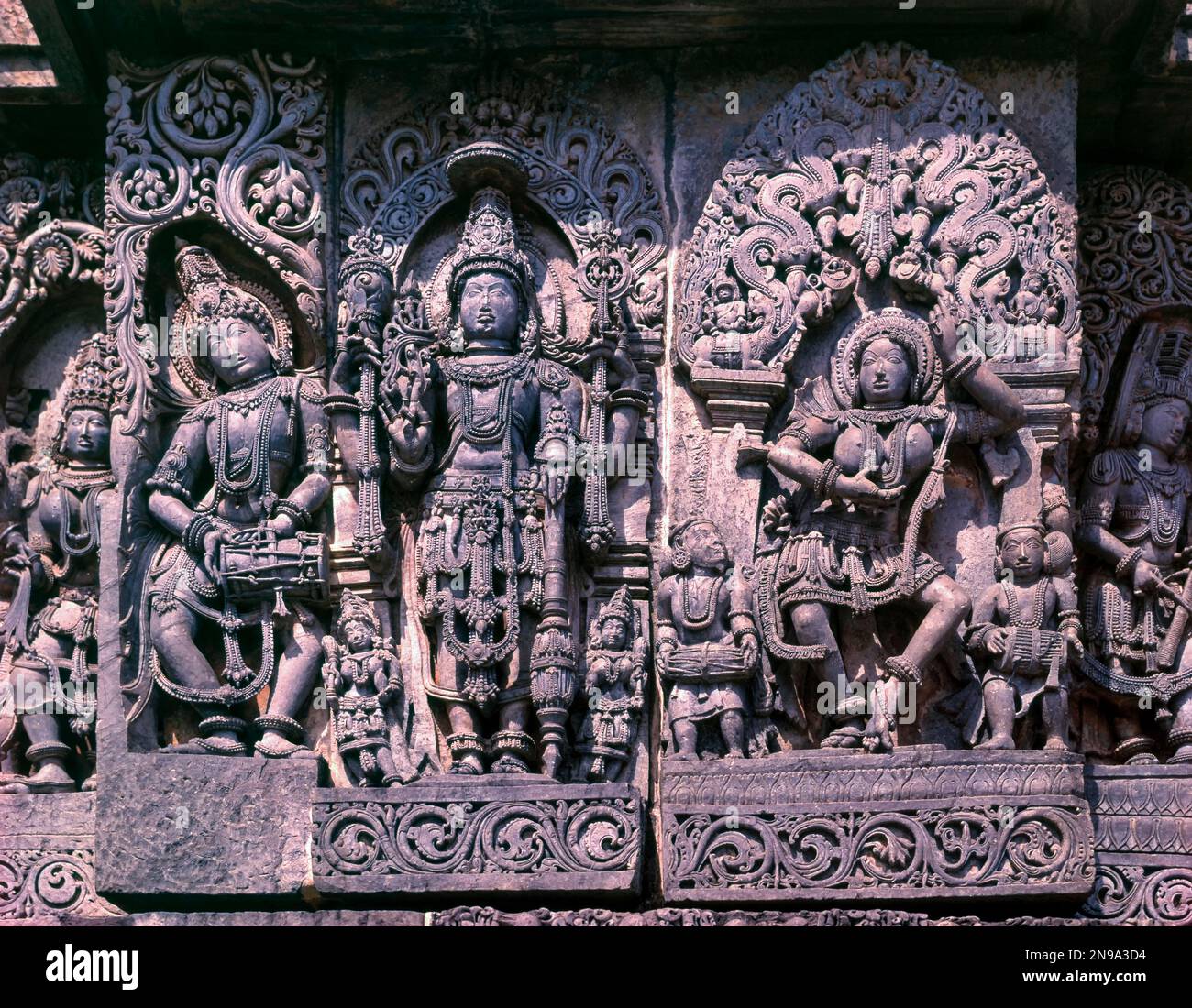 Karnataka and art hi-res stock photography and images - Alamy
