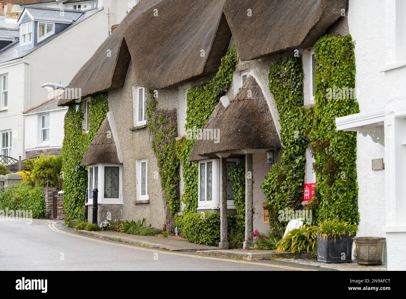 Typical cornwall architecture hi-res stock photography and images - Alamy