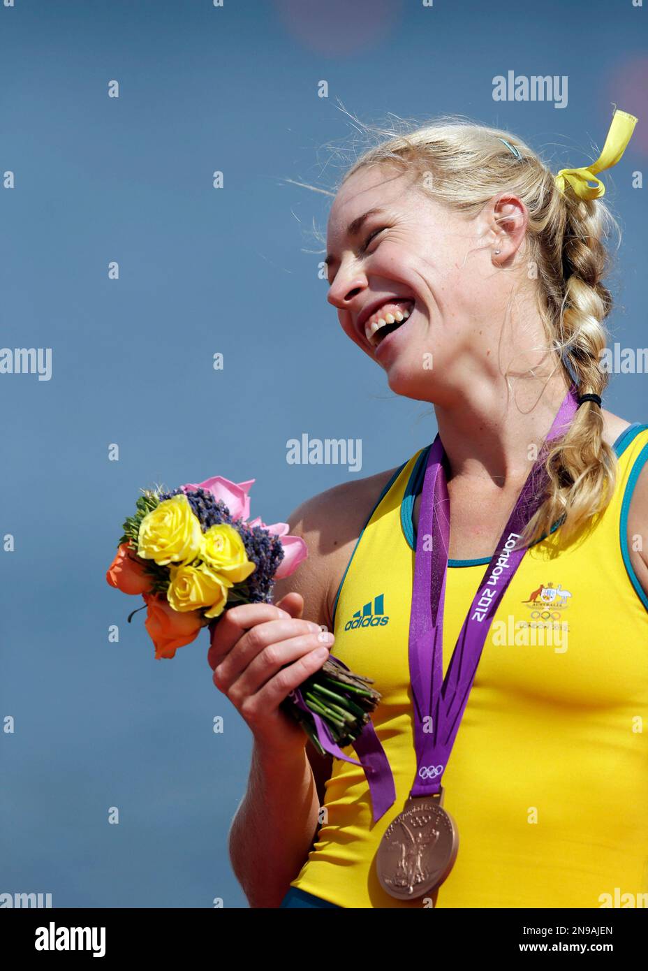 Australia's Kim Crow smiles after receiving the bronze medal for the ...
