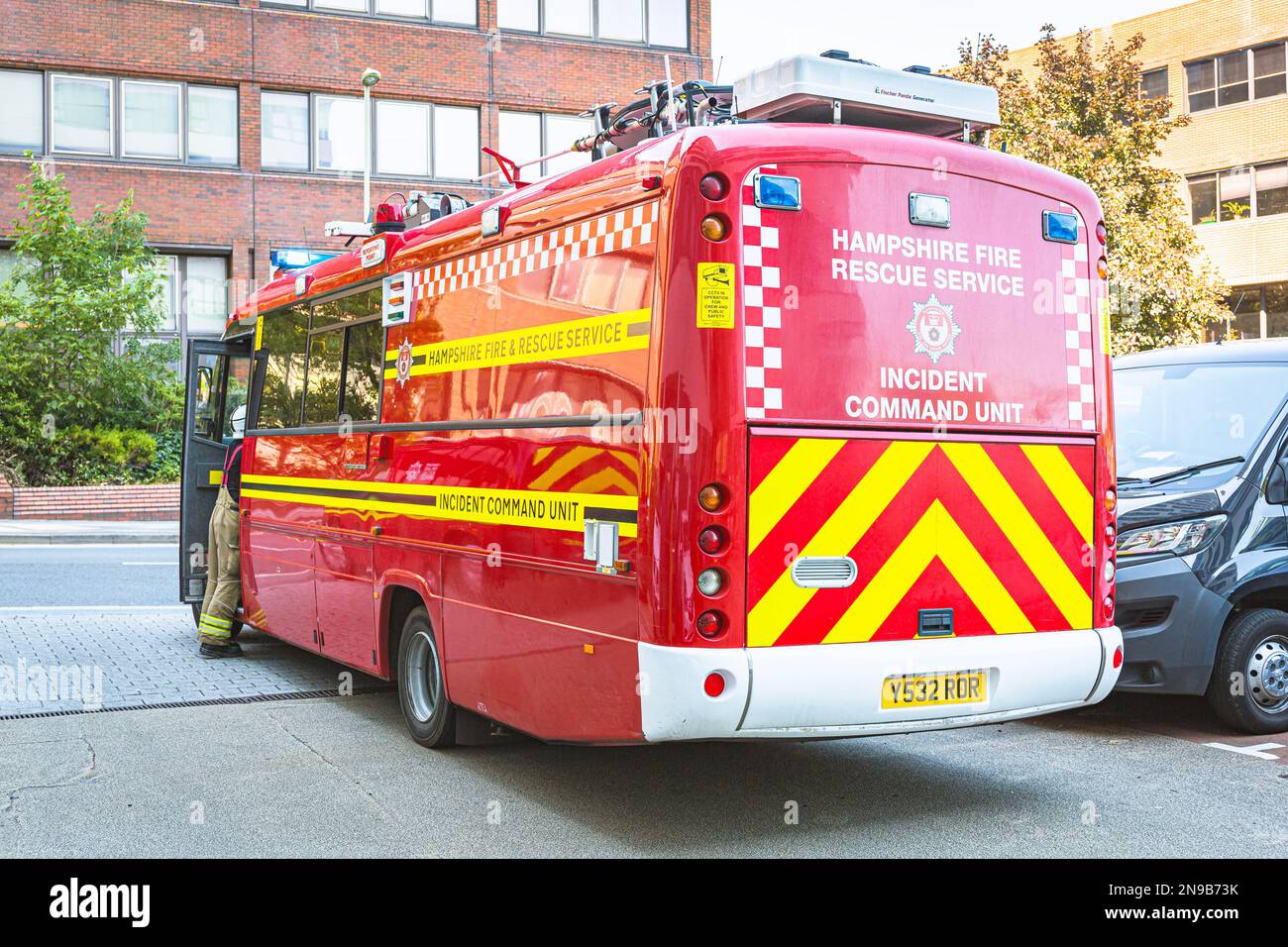 Hampshire Fire and Rescue Service attending a roof fire incident in ...