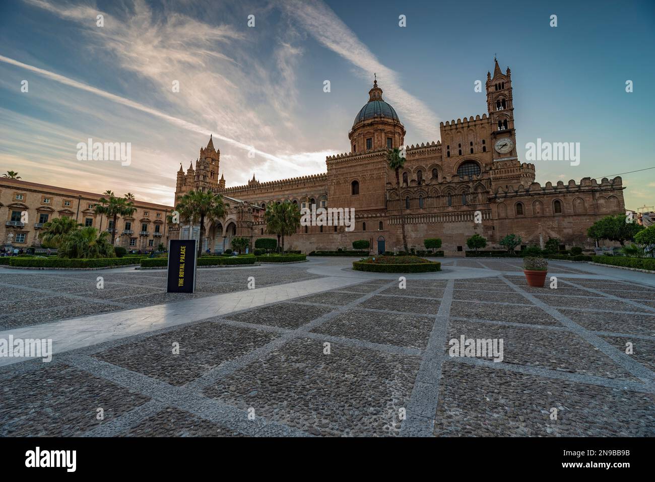 The sun sets behind Palermo Cathedral, Sicily Stock Photo - Alamy