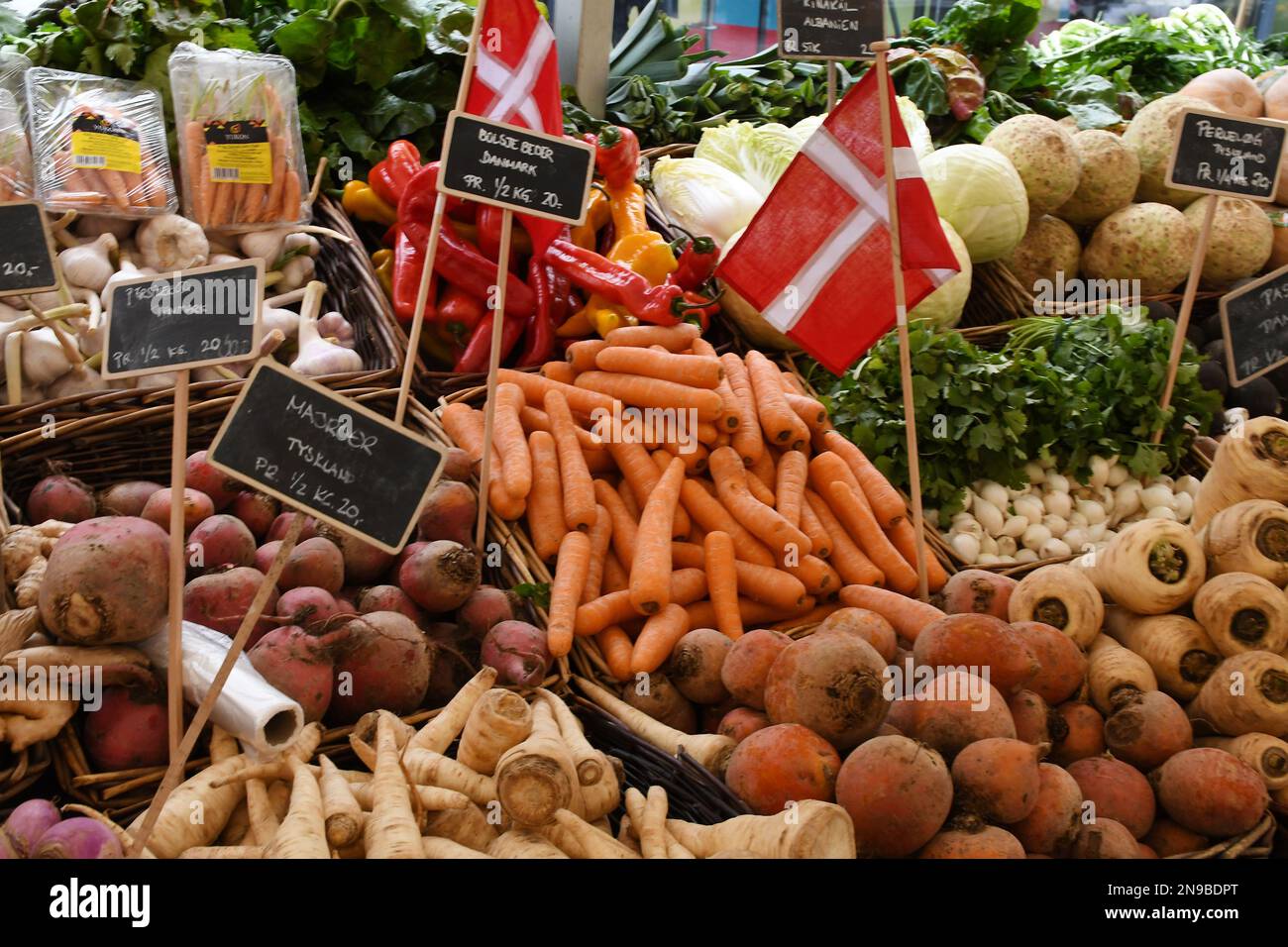 Copenhagen/Denmark/12 February 2023/Fruit and vegetable shoppers at ...