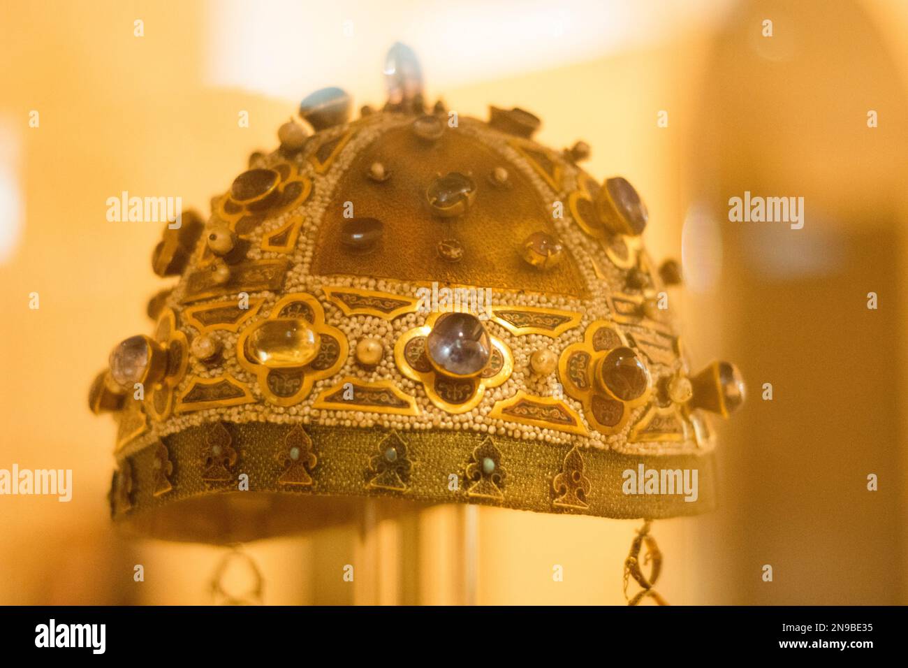 Palermo cathedral crown hi-res stock photography and images - Alamy