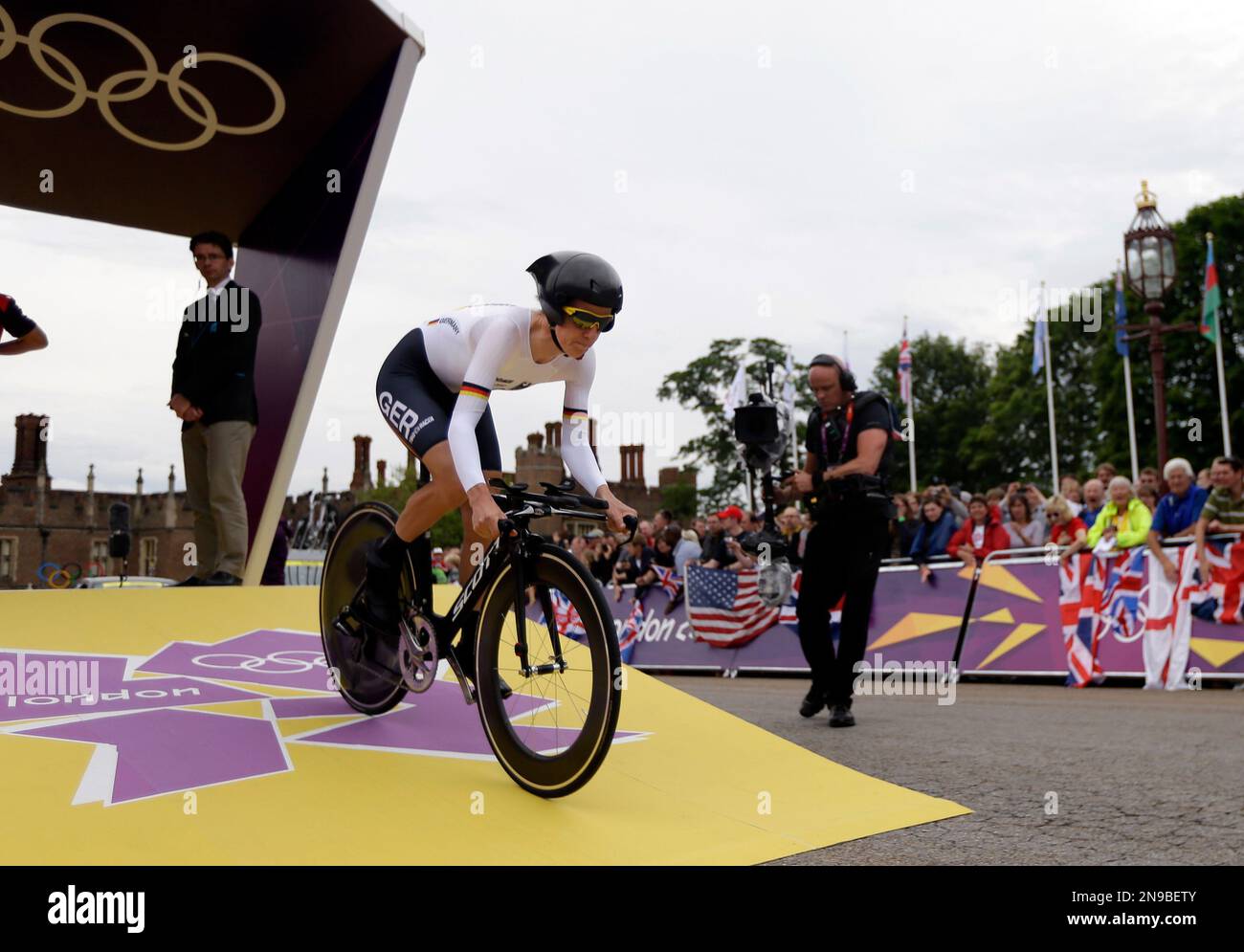 Germany's Judith Arndt competes on her way to win the silver medal in ...