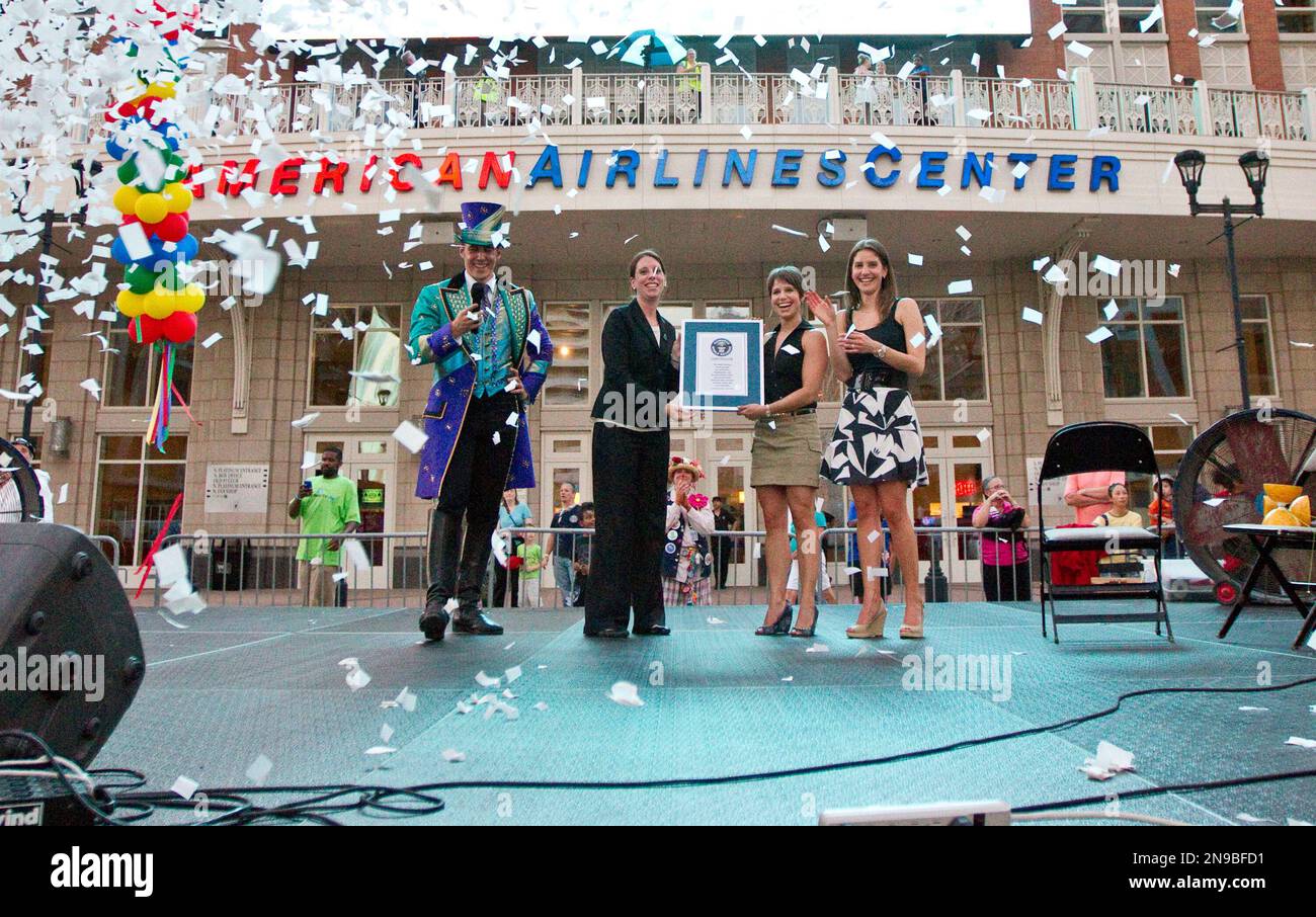 COMMERCIAL IMAGE - From left, Ringling Bros. and Barnum & Bailey's ...