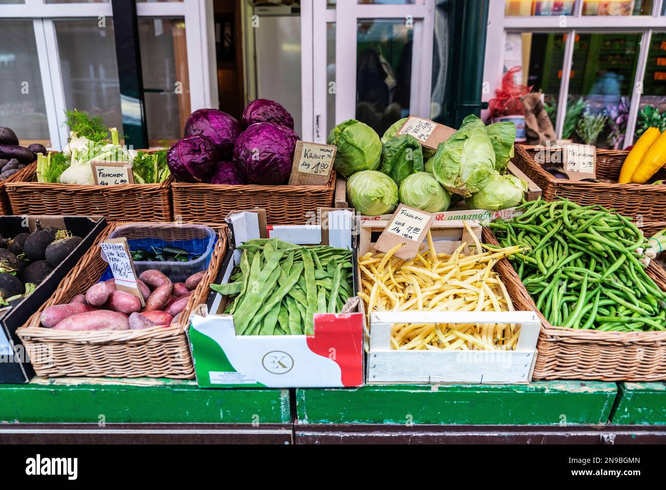 Vienna, Austria - October 14, 2022: Fruit and vegetable shop in ...