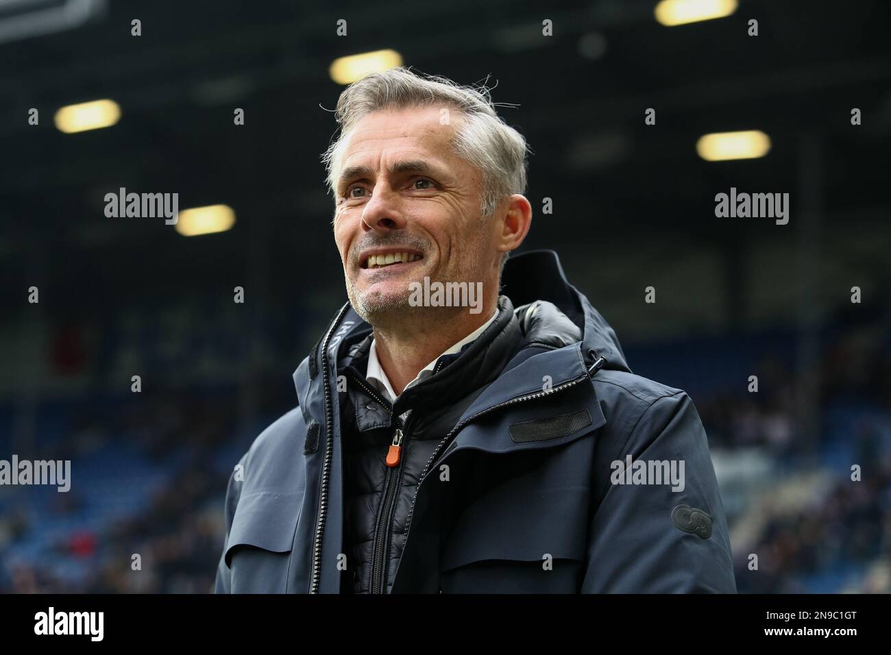 HEERENVEEN, NETHERLANDS - FEBRUARY 12: Coach Kees van Wonderen of SC ...