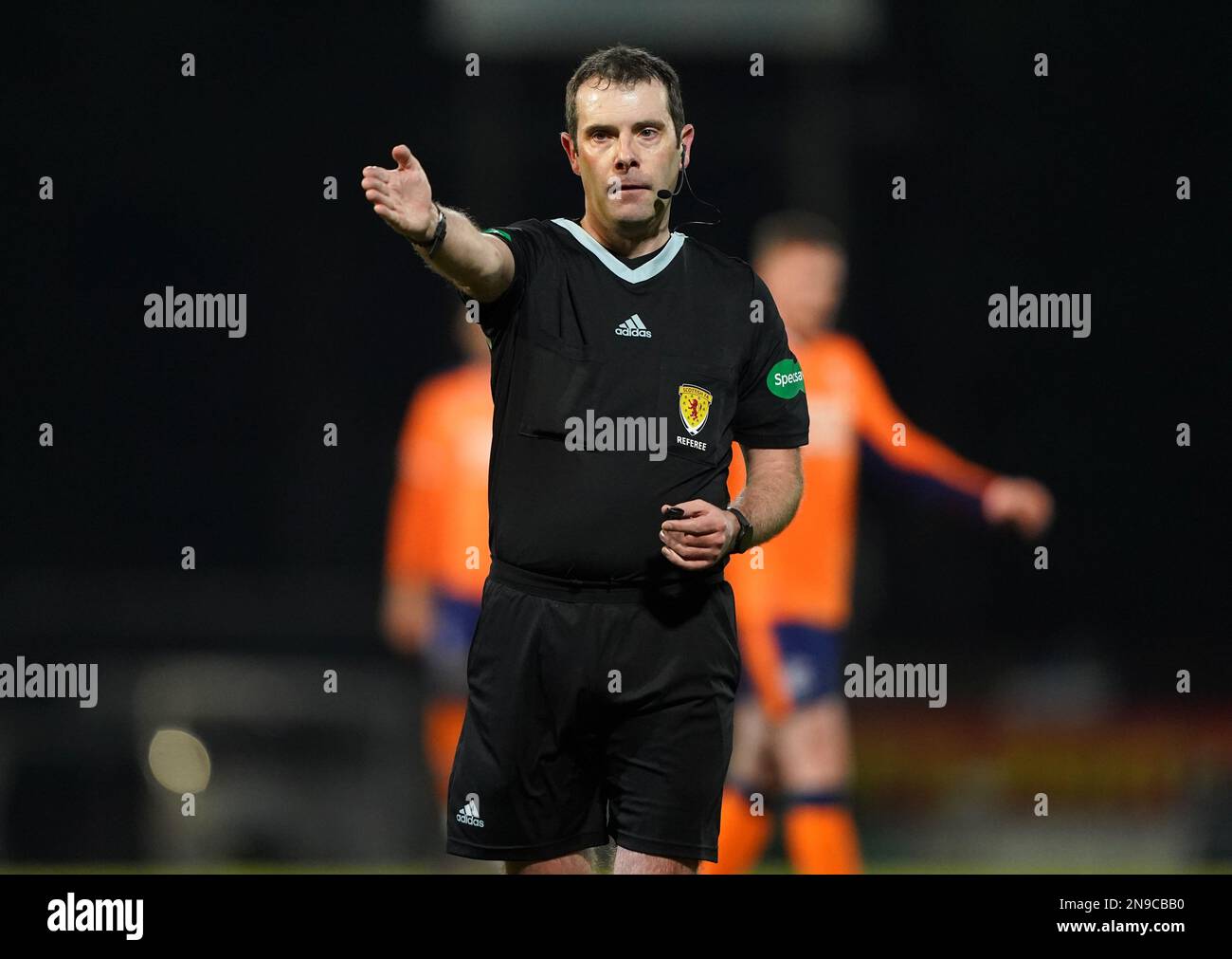 Referee alan muir hi-res stock photography and images - Alamy