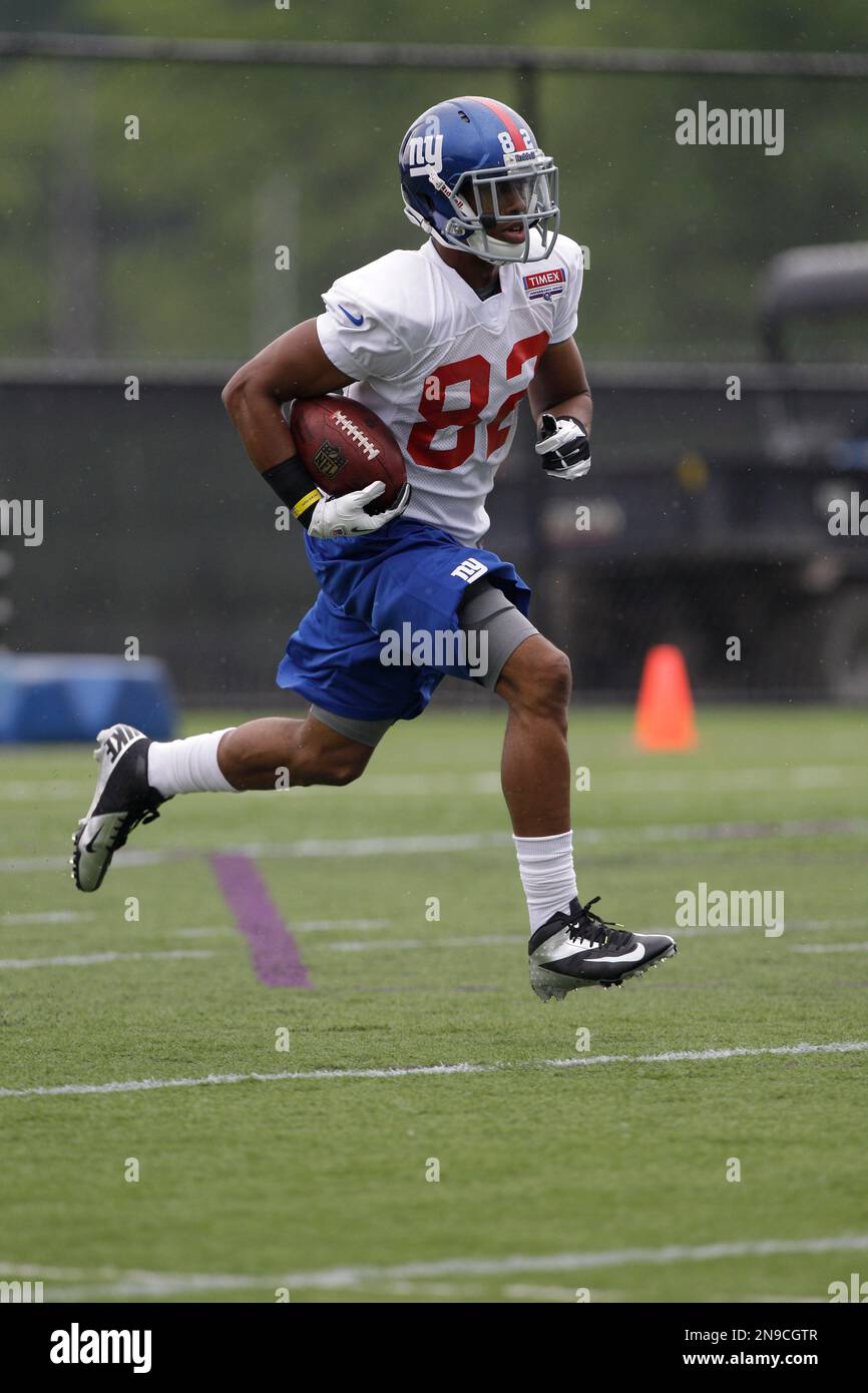 New York Giants wide receiver Rueben Randle (82) carries the ball at ...