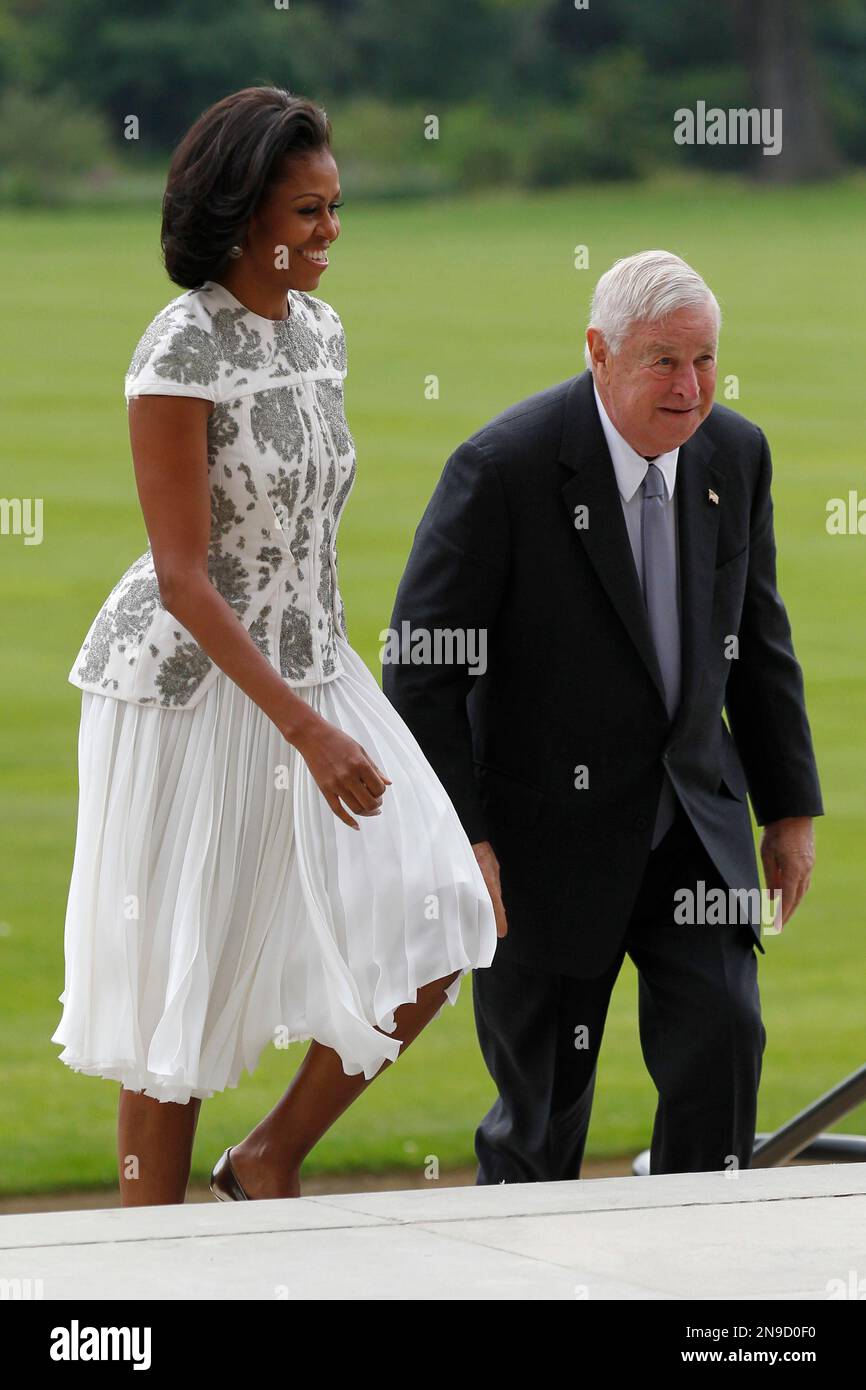 US's First Lady Michelle Obama, left, and Ambassador Louis B. Susman ...
