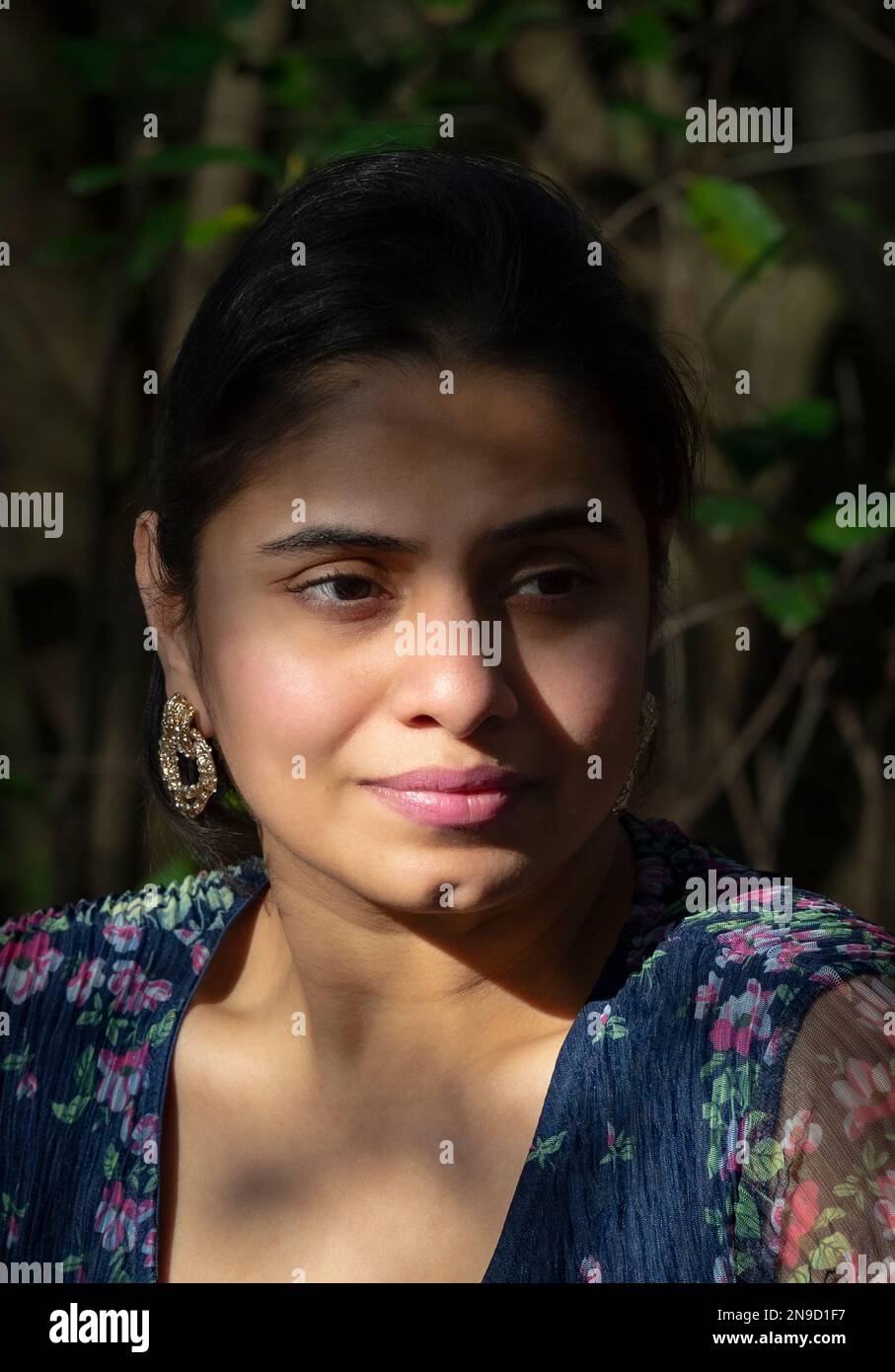 Dimple cleft hi-res stock photography and images - Alamy