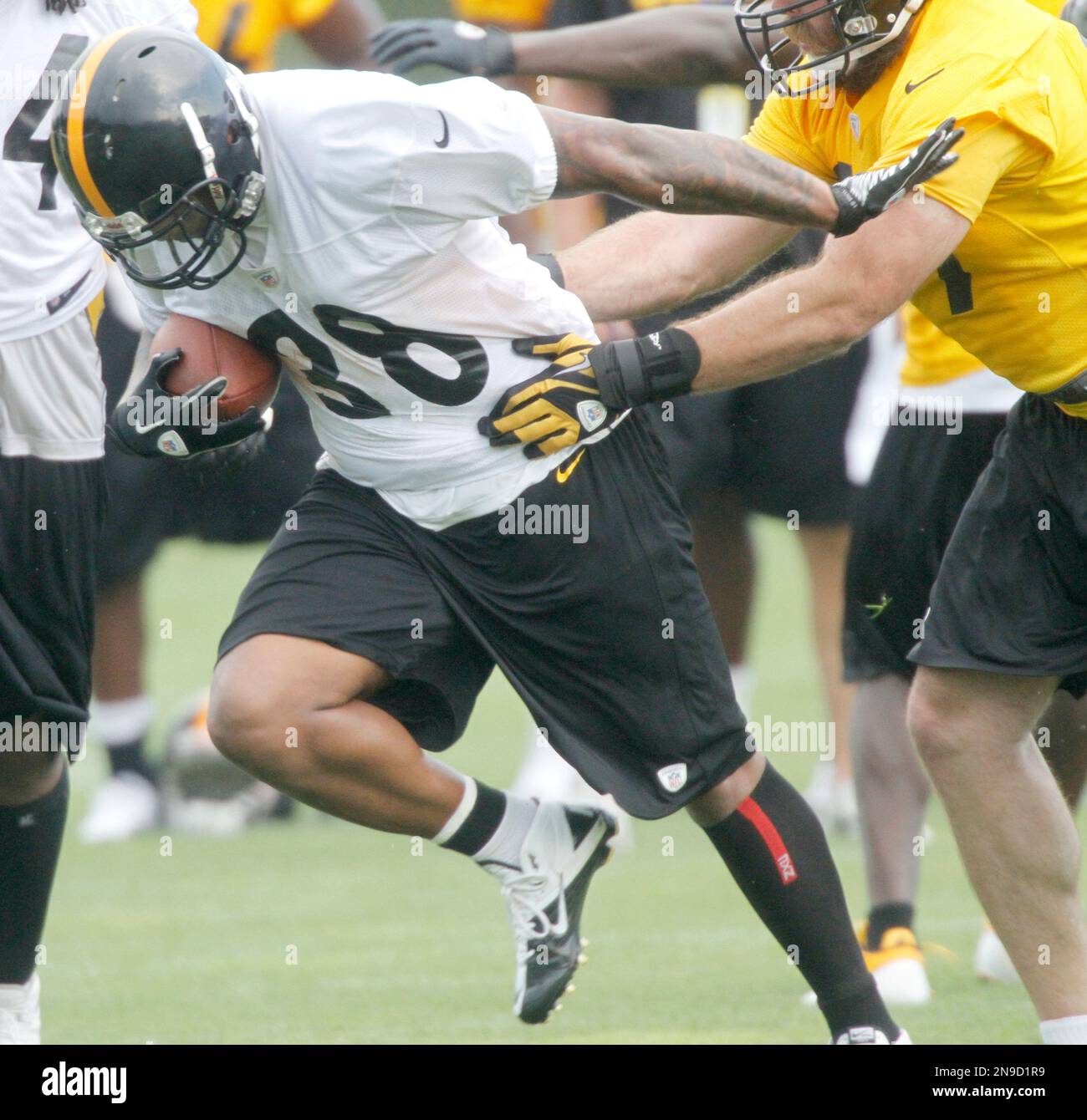 Pittsburgh Steelers running back John Clay (38) during practice at NFL ...