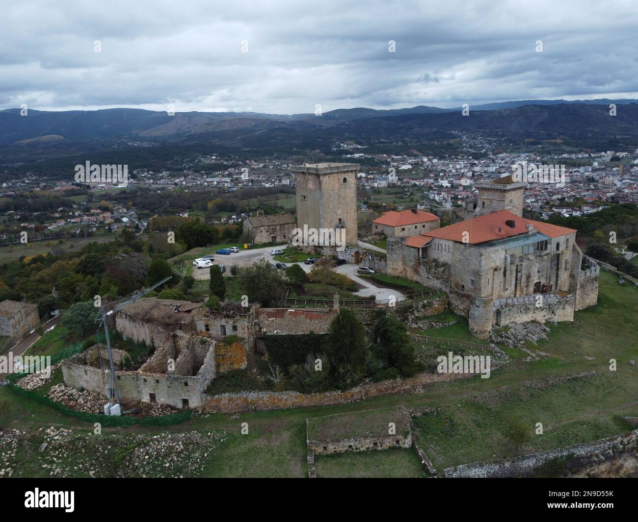 Castelo de monterrei hi-res stock photography and images - Alamy