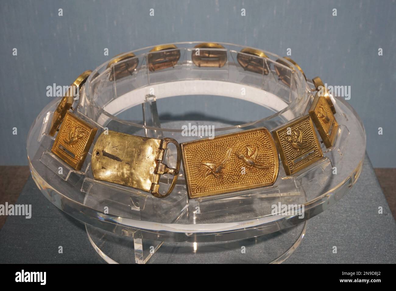 HANGZHOU, CHINA - FEBRUARY 12, 2023 - A gilt-silver belt with parrot ...