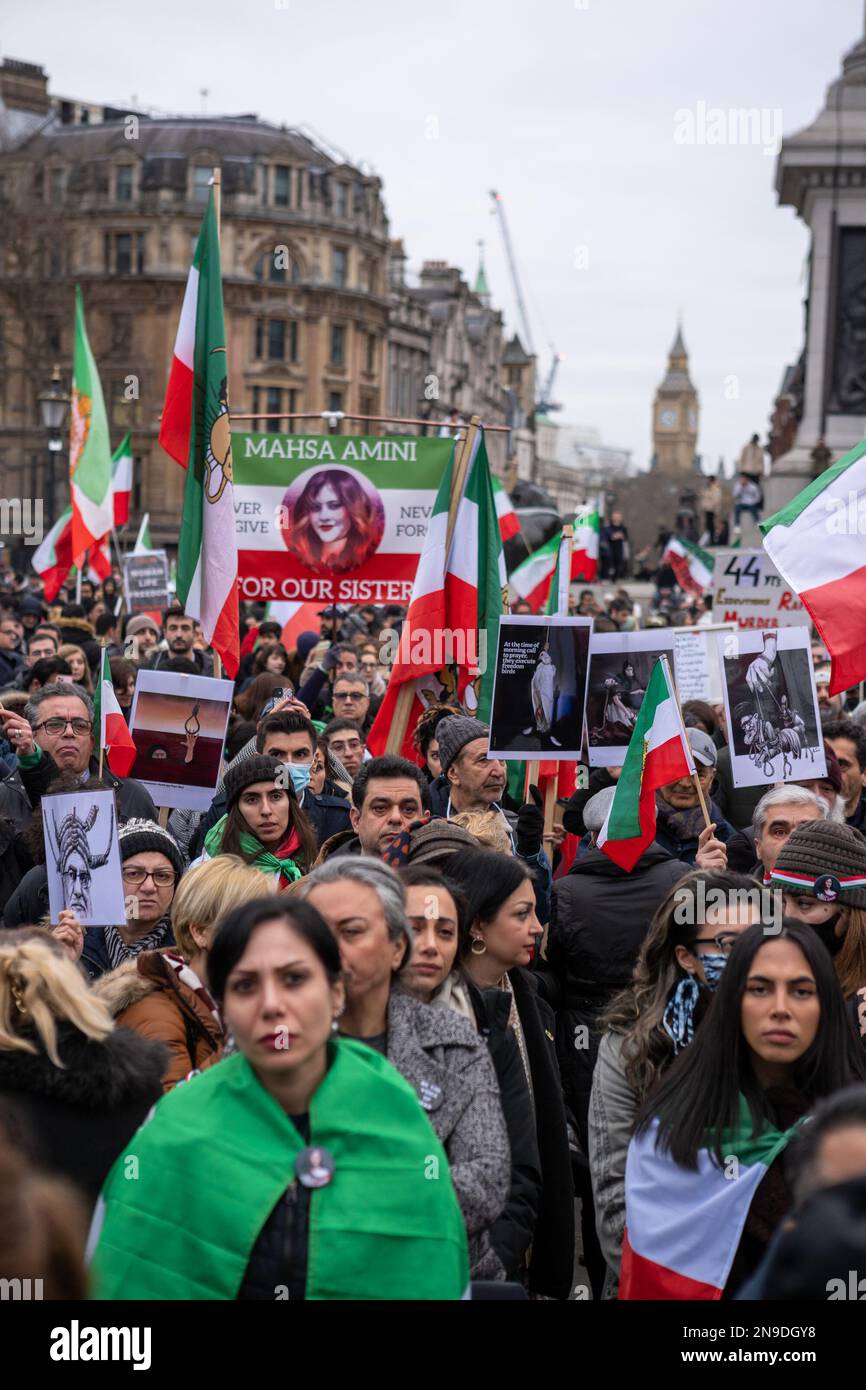 Thousands gathered in Trafalgar Square to show unity against the 44th ...