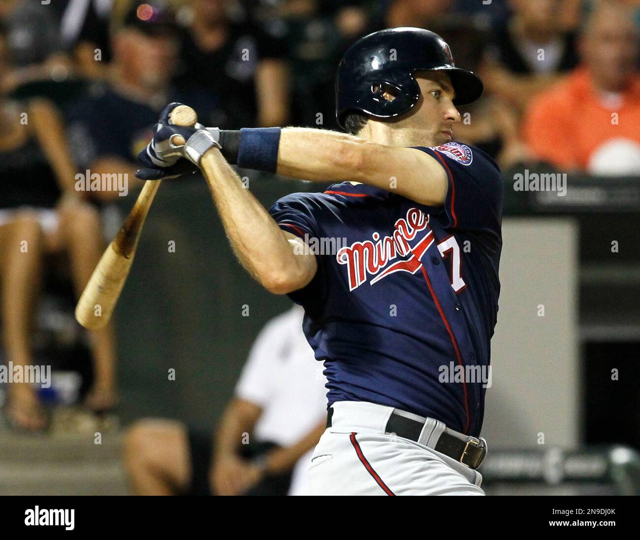 Minnesota Twins' Joe Mauer singles off Chicago White Sox starting ...