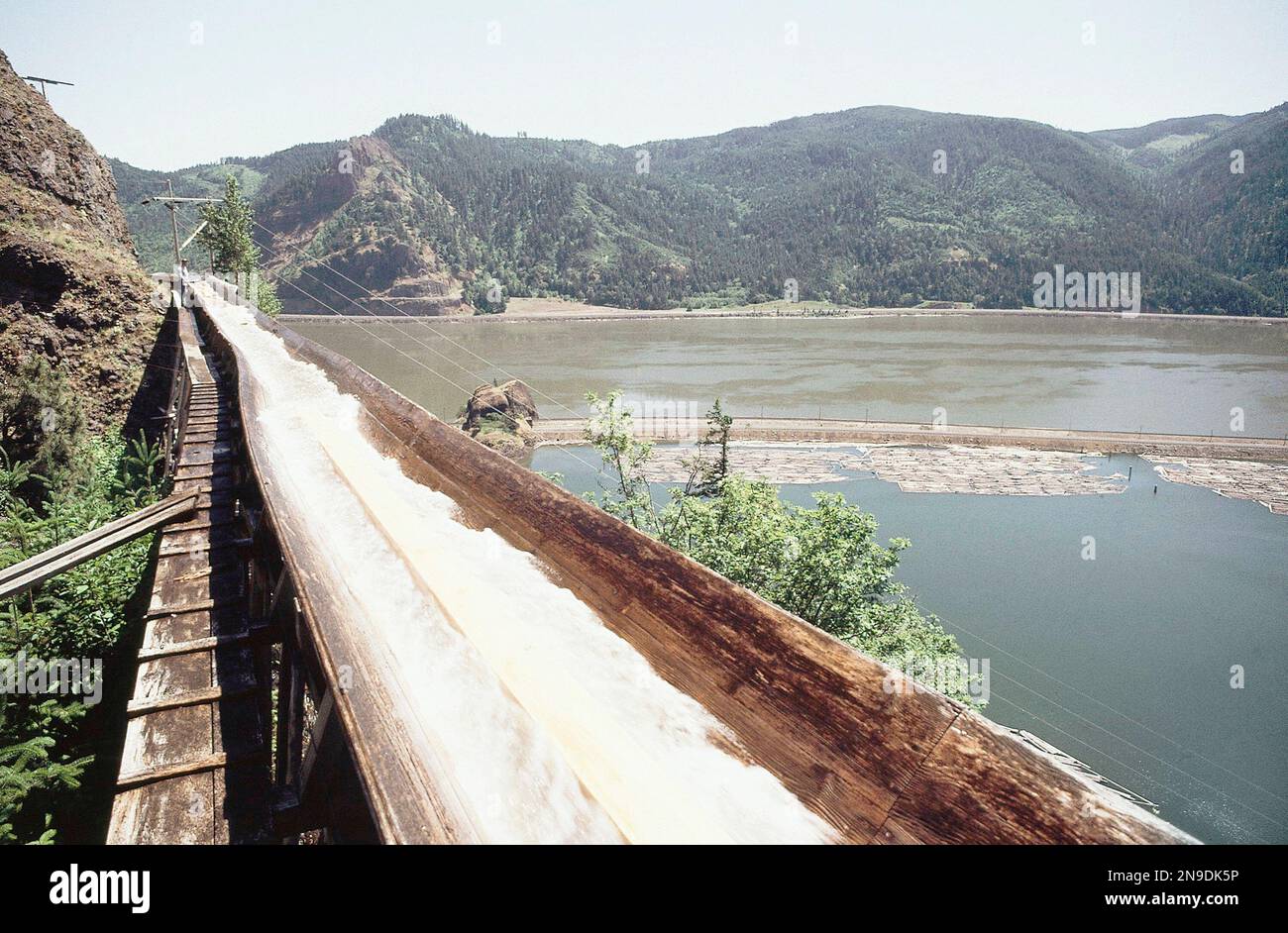 Oregon log flume in 1978. (AP Photo Stock Photo - Alamy