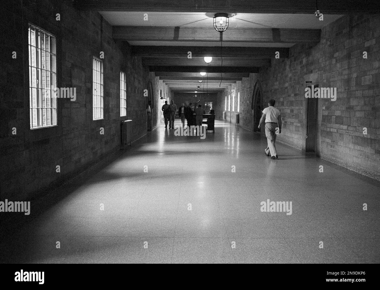 A hallway at the Lewisburg Penitentiary at Lewisburg, Penn., shown Nov ...