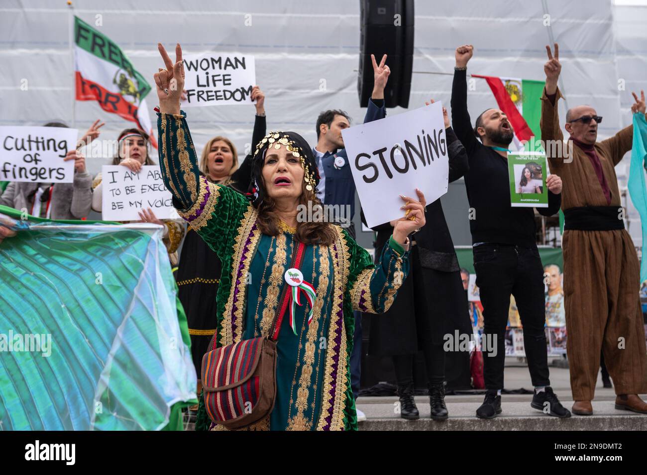 Thousands gathered in Trafalgar Square to show unity against the 44th ...