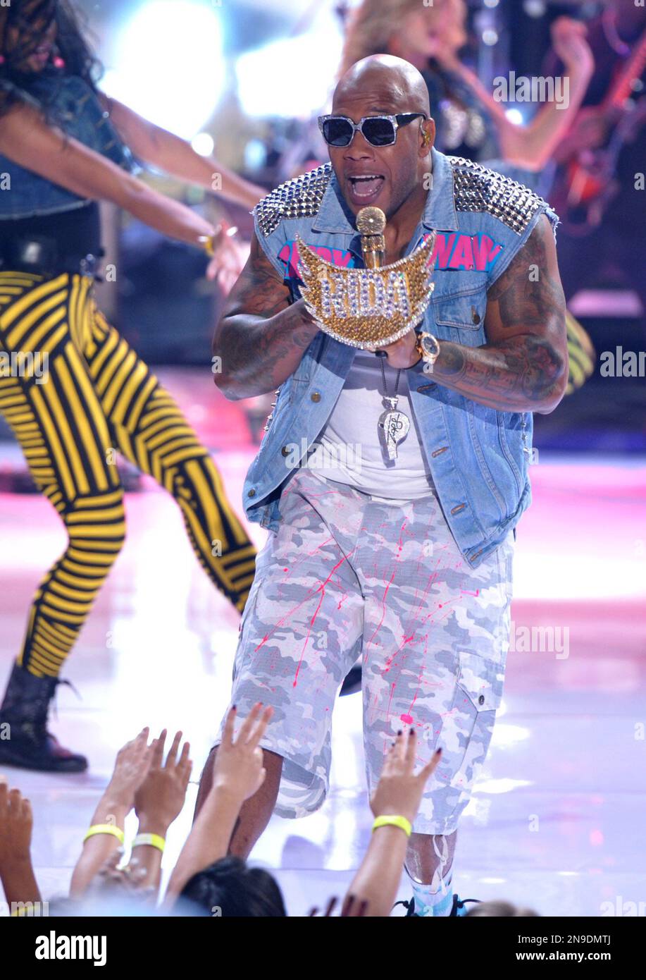 Flo Rida performs onstage at the Teen Choice Awards on Sunday, July 22 ...