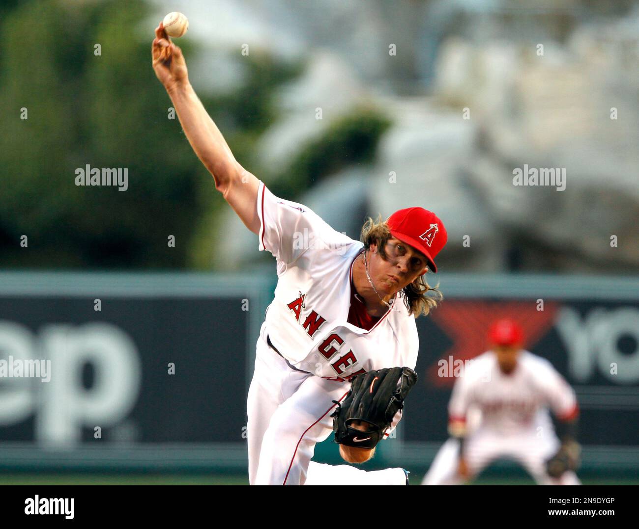 Los Angeles Angels starter Jered Weaver delivers a pitch against the ... Los Angeles Angels starter Jered Weaver delivers a pitch against the ...