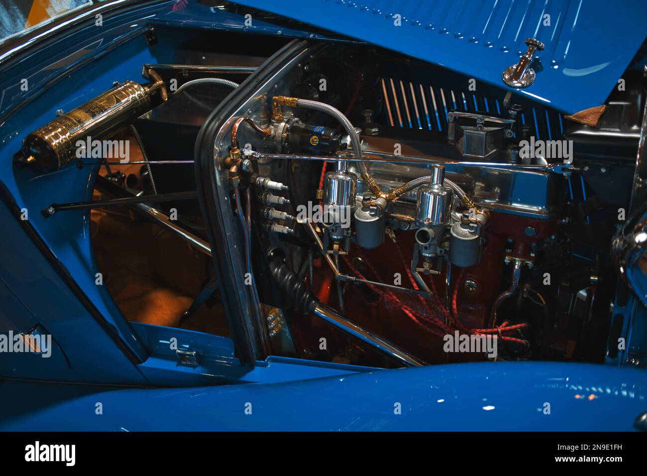 A close-up of the engine of an old blue MG retro car Stock Photo - Alamy