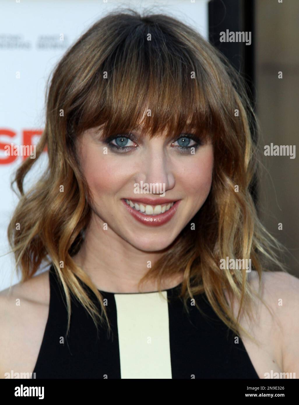 Cast member Zoe Kazan arrives at the premiere of "Ruby Sparks" on ...