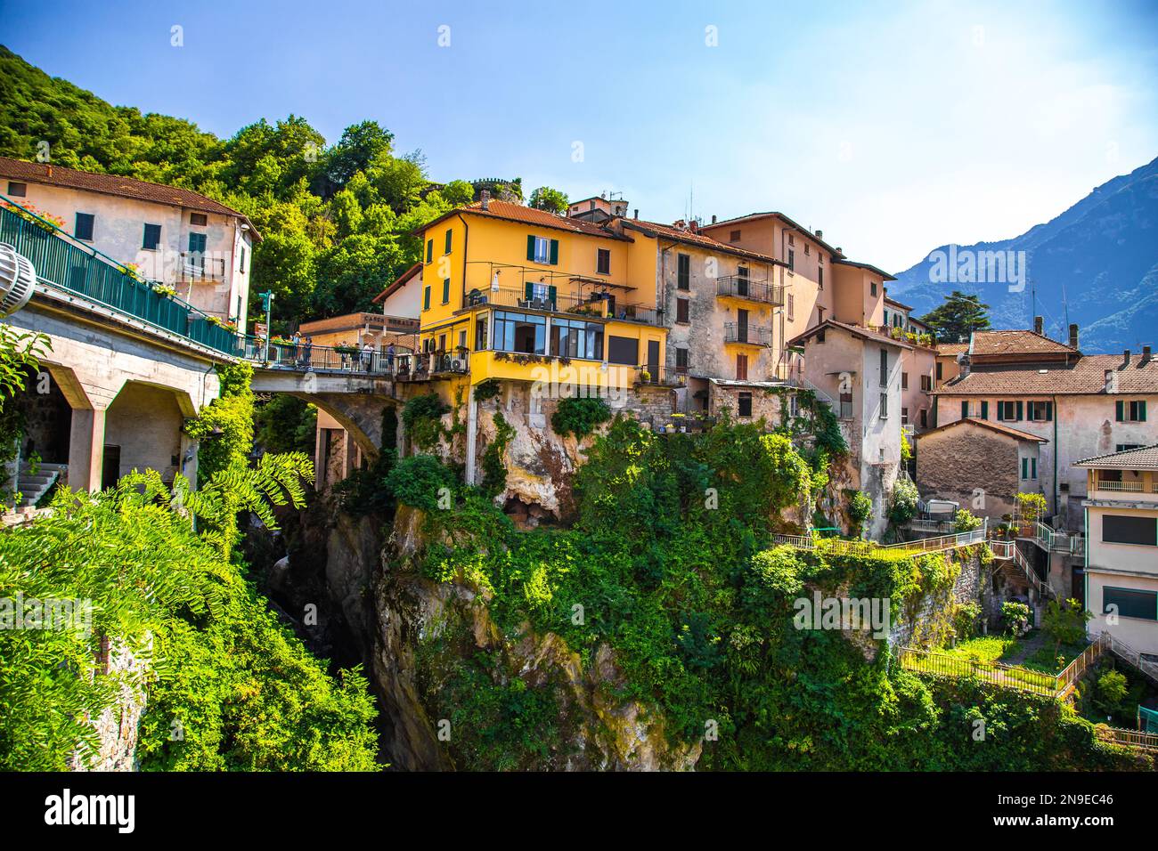 Lago di como map hi-res stock photography and images - Alamy
