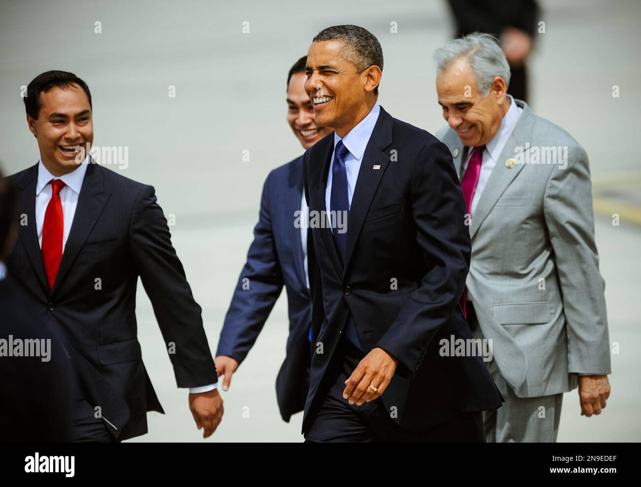 President Barack Obama's walks with from left, Texas State Rep. Joaquin ...