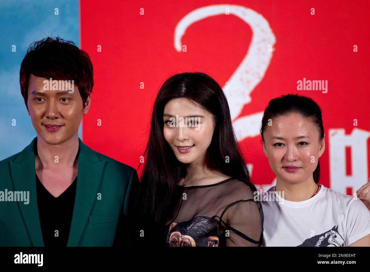 Chinese actress Fan Bingbing, center, actor Feng Shaofeng, left, and ...