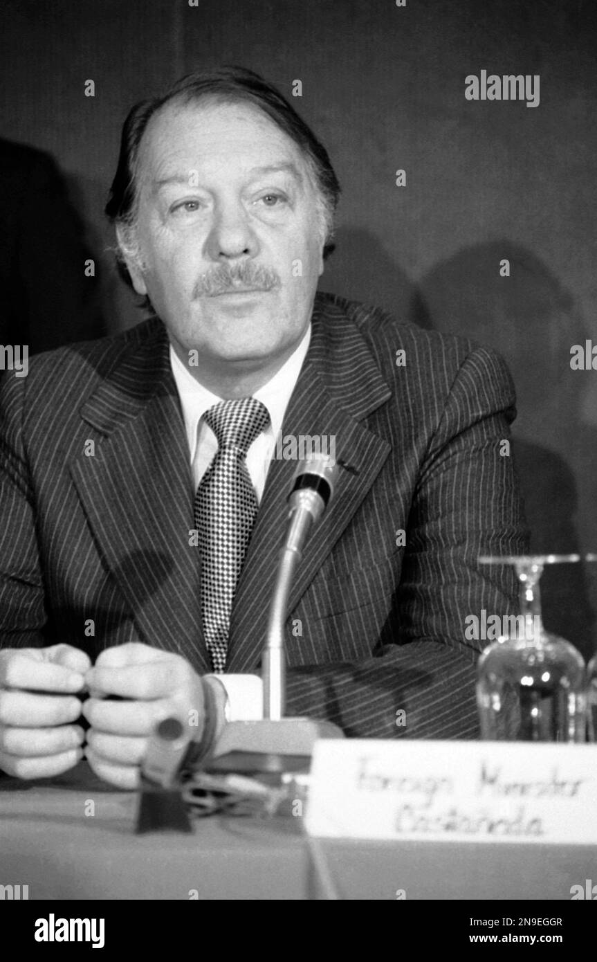 Mexican Foreign Minister Jorge Castaneda in New York on March 15, 1982 ...