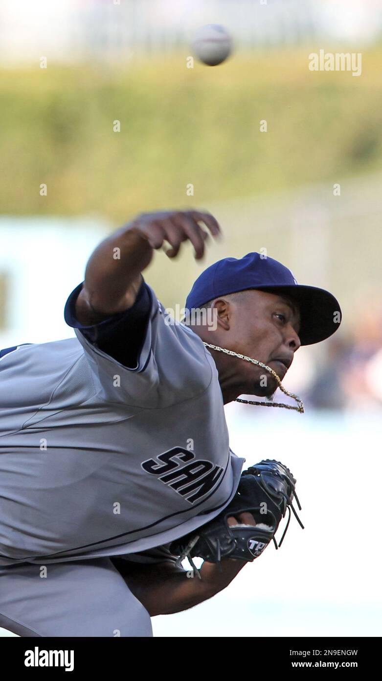 San Diego Padres starter Edinson Volquez pitches to the Los Angeles ...