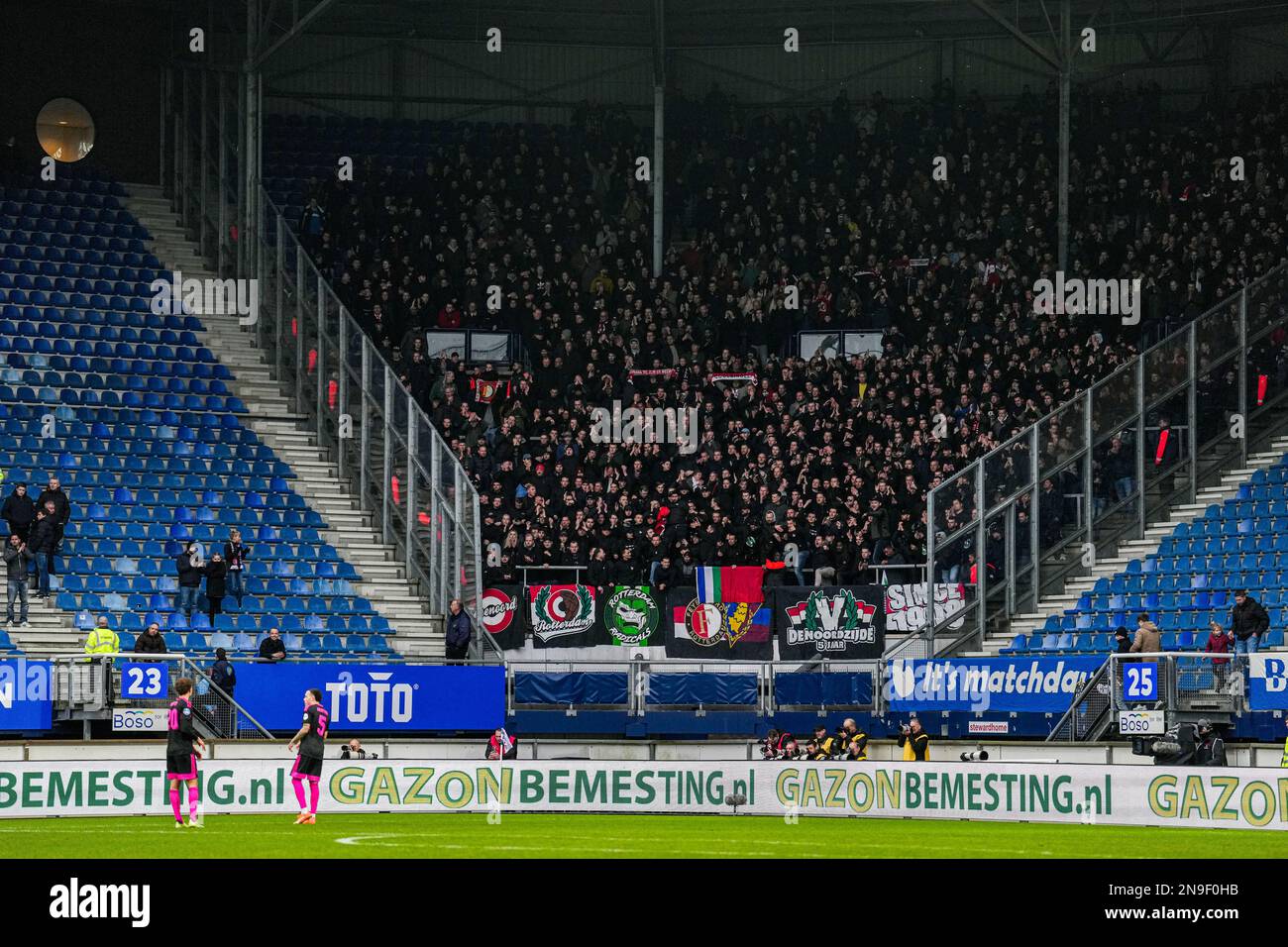 Heerenveen - Supporters of Feyenoord celebrate the win during the match ...