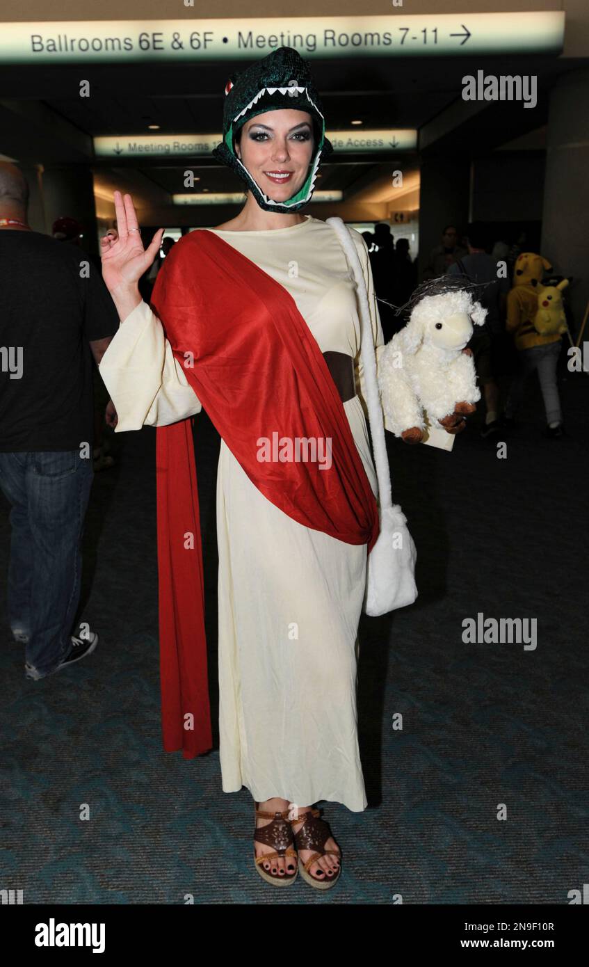 Model Adrianne Curry poses for a photo on the first day of Comic-Con ...