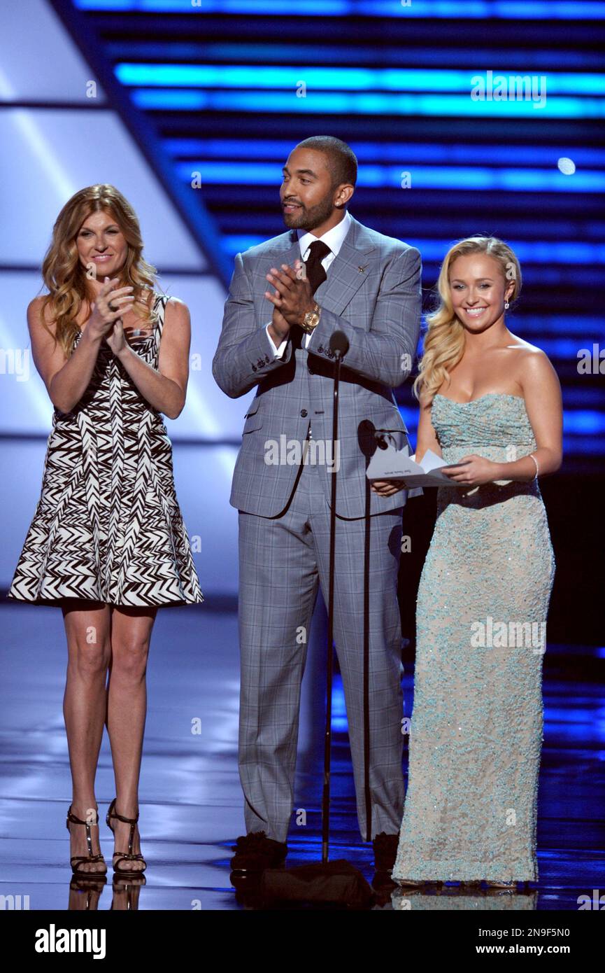 From left, Connie Britton, Los Angeles Dodgers' Matt Kemp and Hayden ...