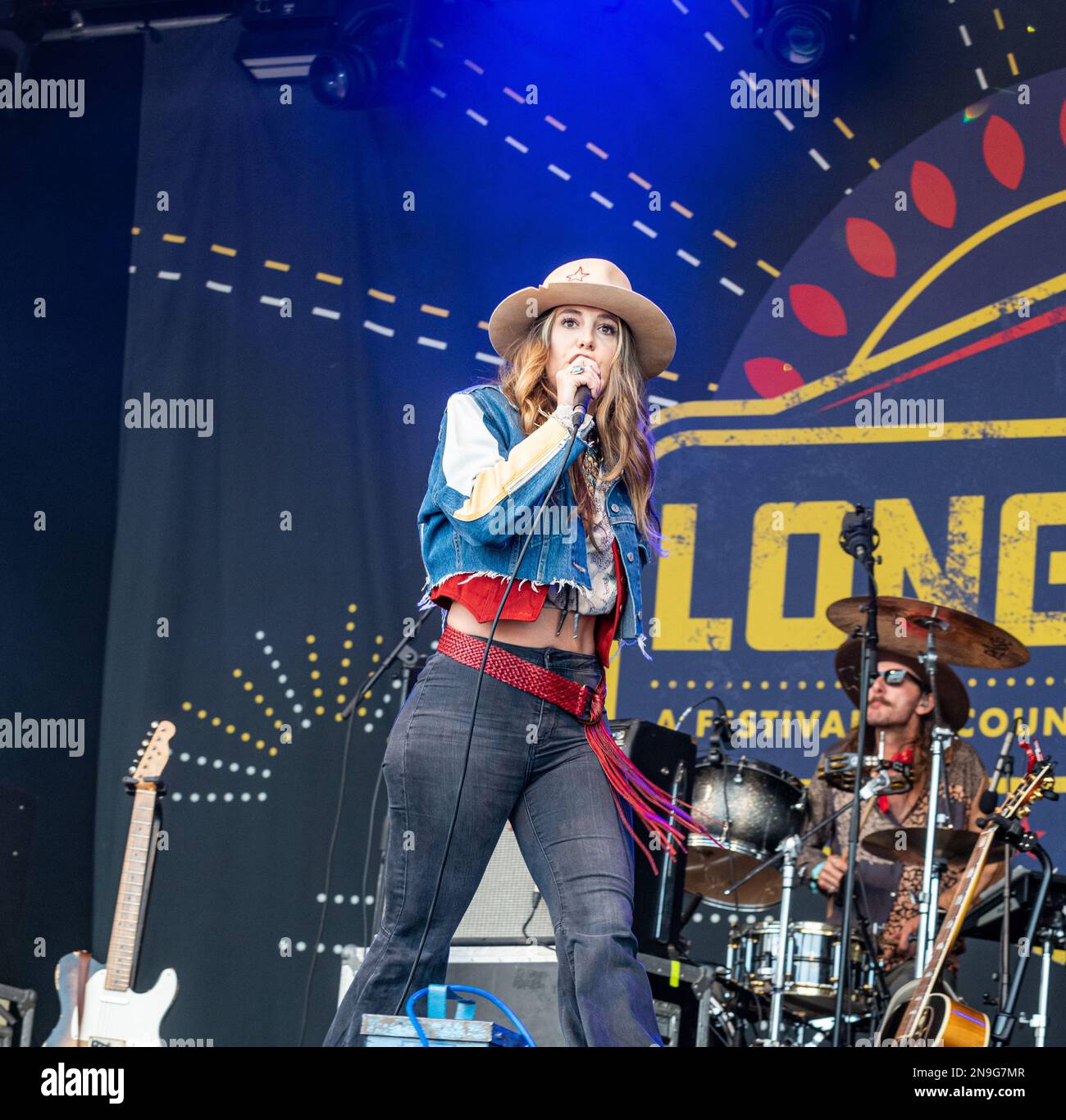Lainey Wilson Live in concert Stock Photo - Alamy