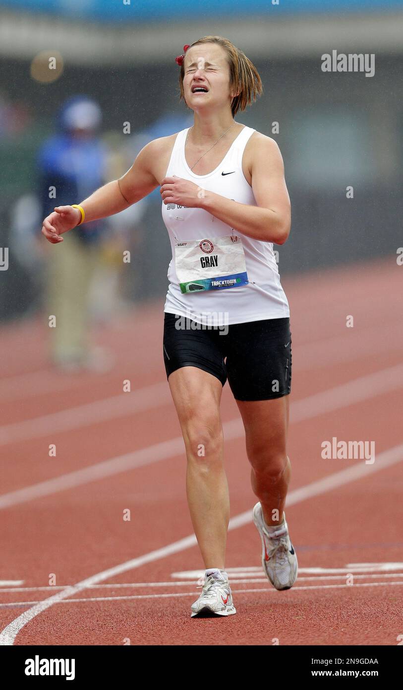 Erin Gray reacts after her third-place finish during the women's 20 ...