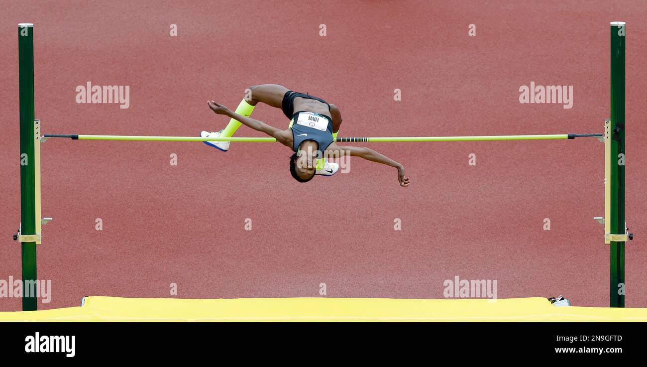 Chaunte Lowe competes in the women's high jump at the U.S. Olympic ...