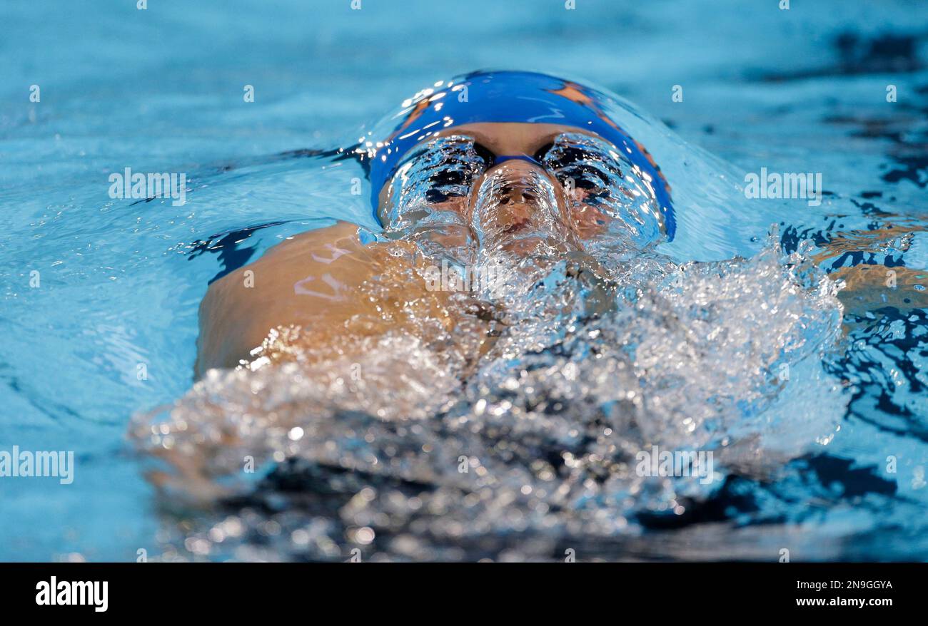 Elizabeth Beisel swims in the women's 200-meter backstroke ...
