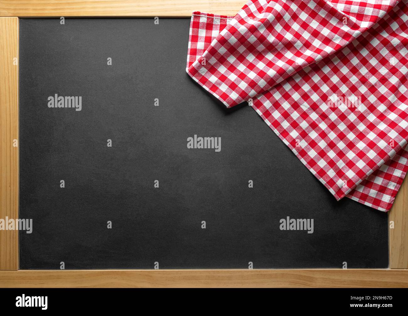 Empty home table white tablecloth hi-res stock photography and images ...