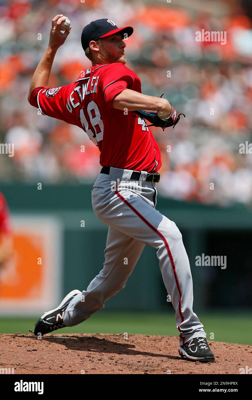 Washington Nationals starting pitcher Ross Detwiler throws to the ...