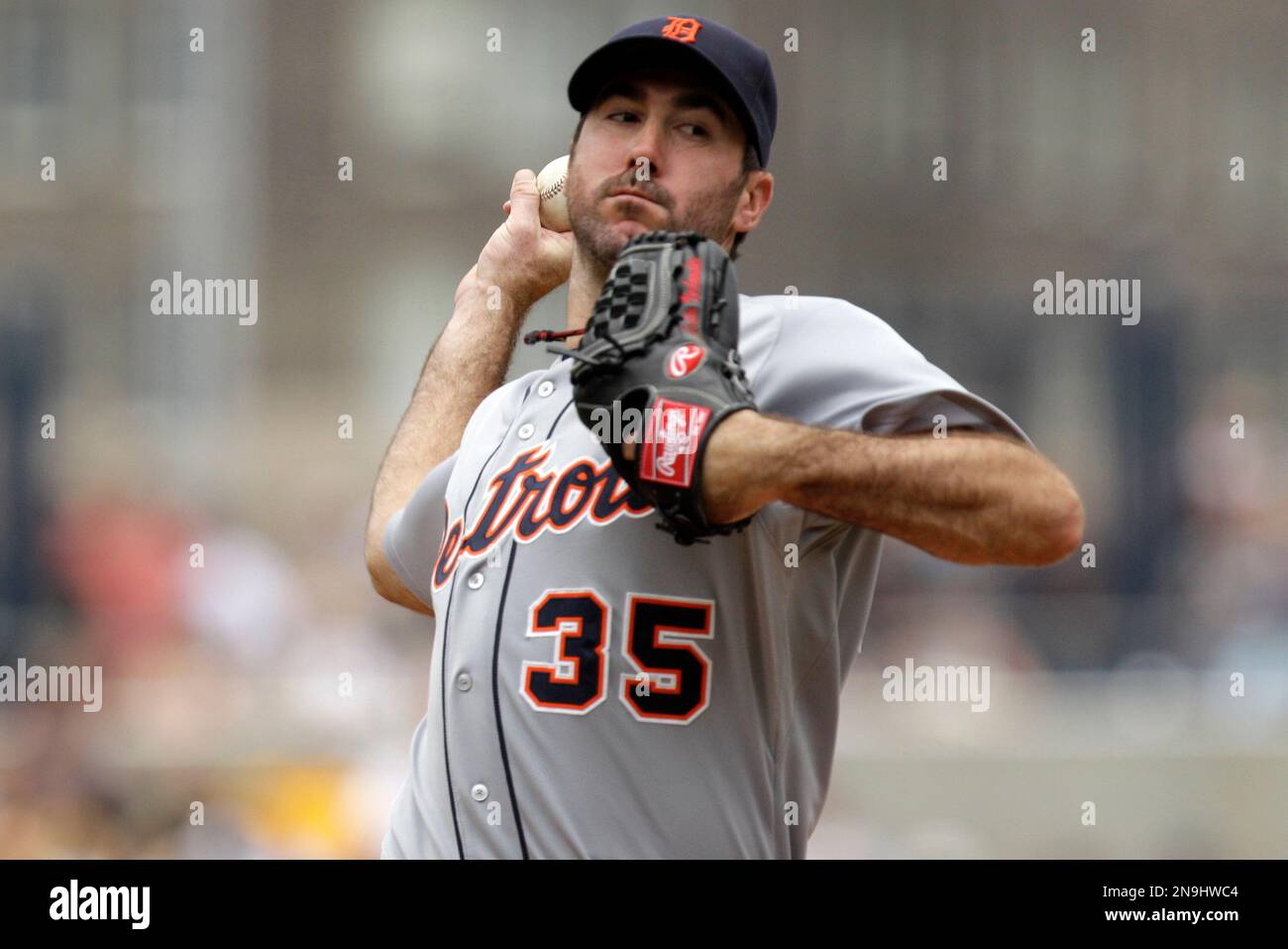 Detroit Tigers pitcher Justin Verlander delivers during the first ...