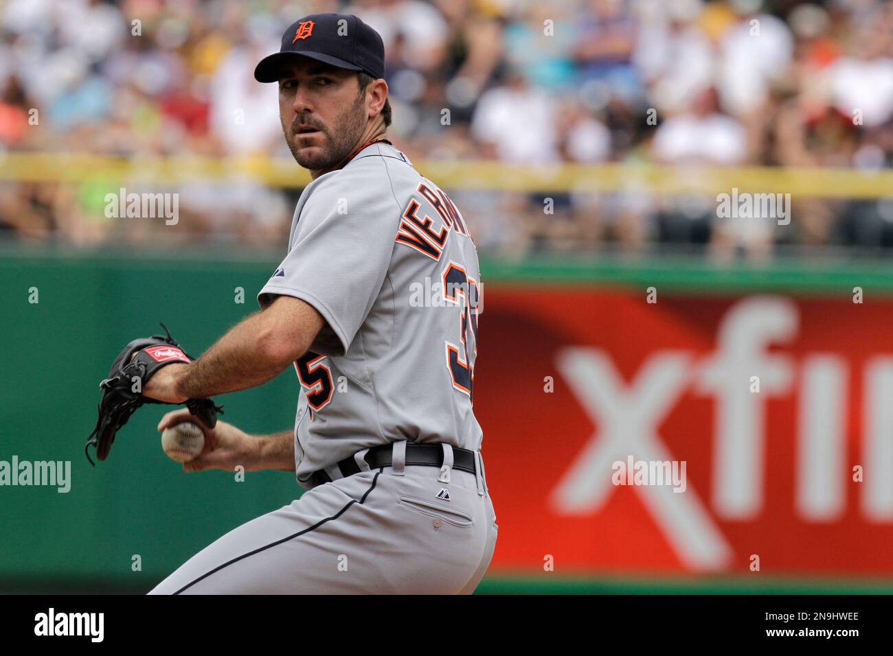 Detroit Tigers pitcher Justin Verlander delivers during the first ...