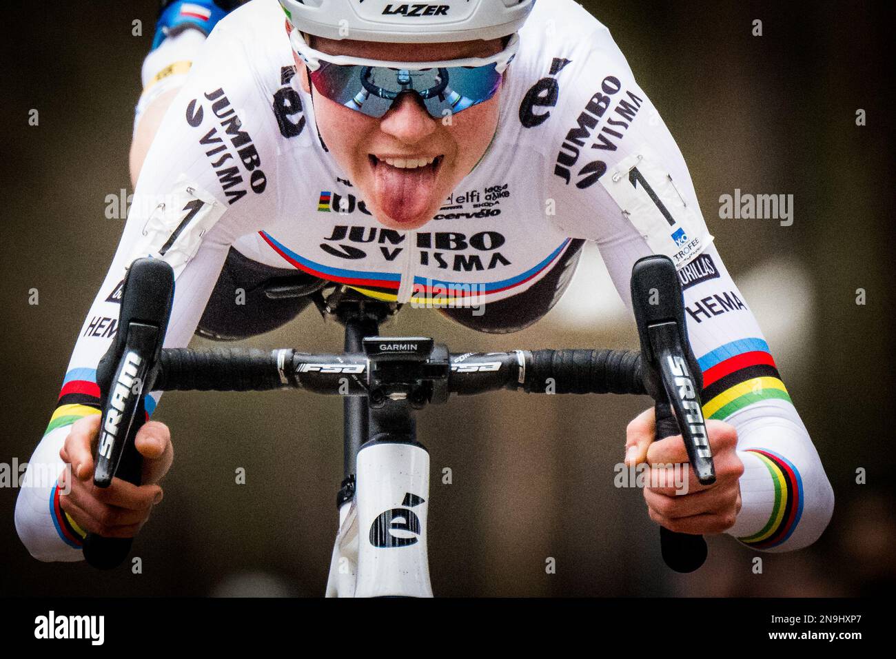 Dutch Fem Van Empel celebrates as she crosses the finish line to win ...